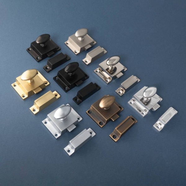 Cabinet Handles & Knobs - Kitchen & Bedroom Storage Solutions - Handle ...
